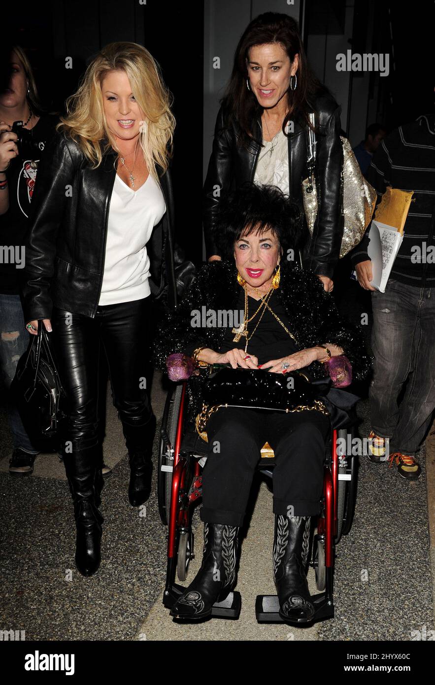 Elizabeth Taylor eats out at BOA Restaurant in Beverly Hills, CA Stock ...