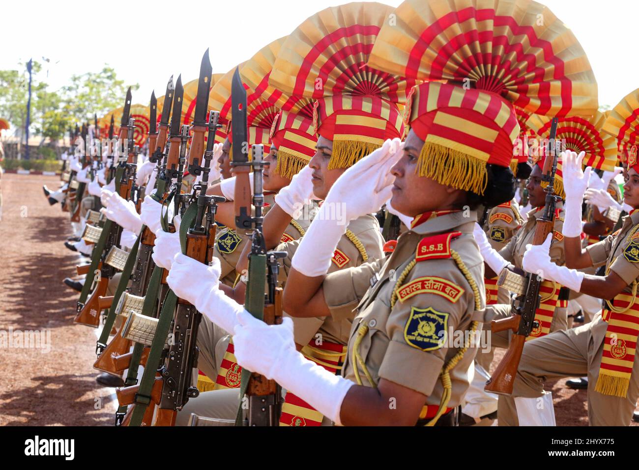 Sashastra seema bal hi-res stock photography and images - Alamy