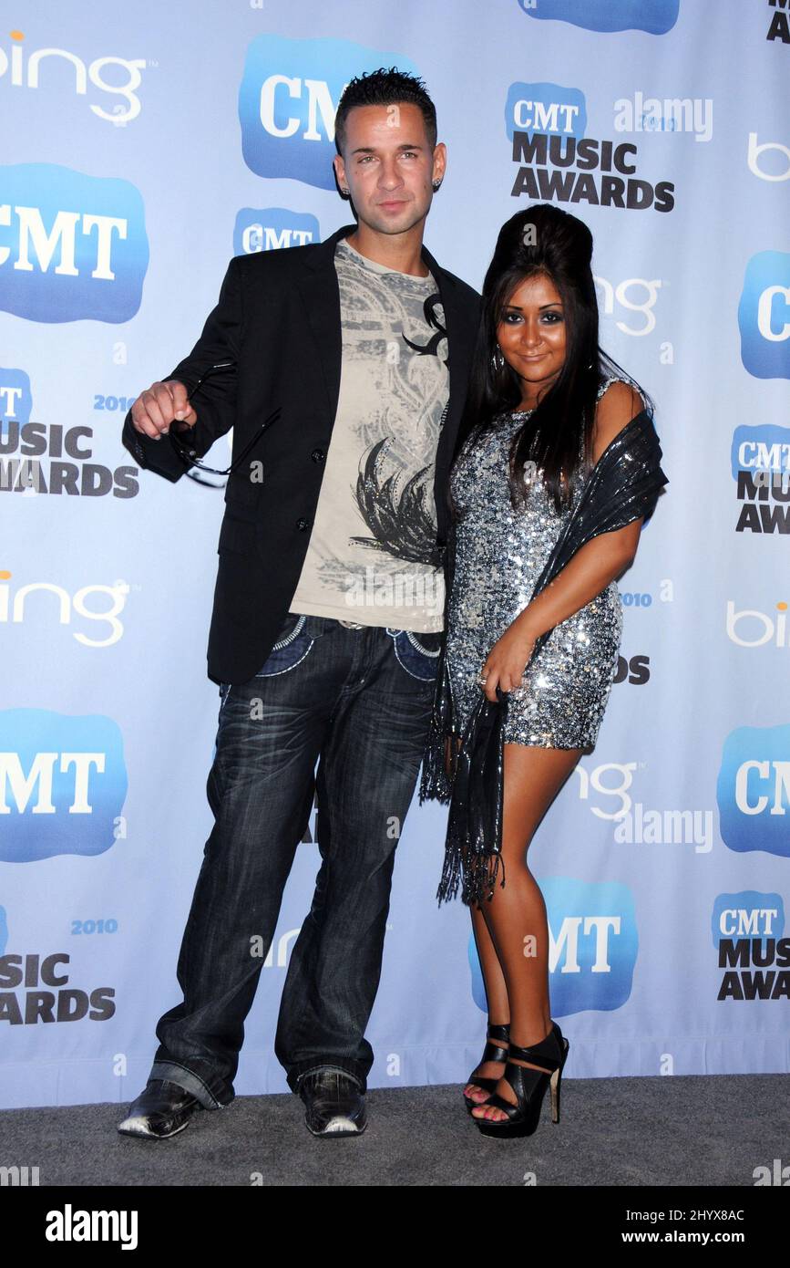 Nicole polizzi and mike sorrentino hi-res stock photography and images ...