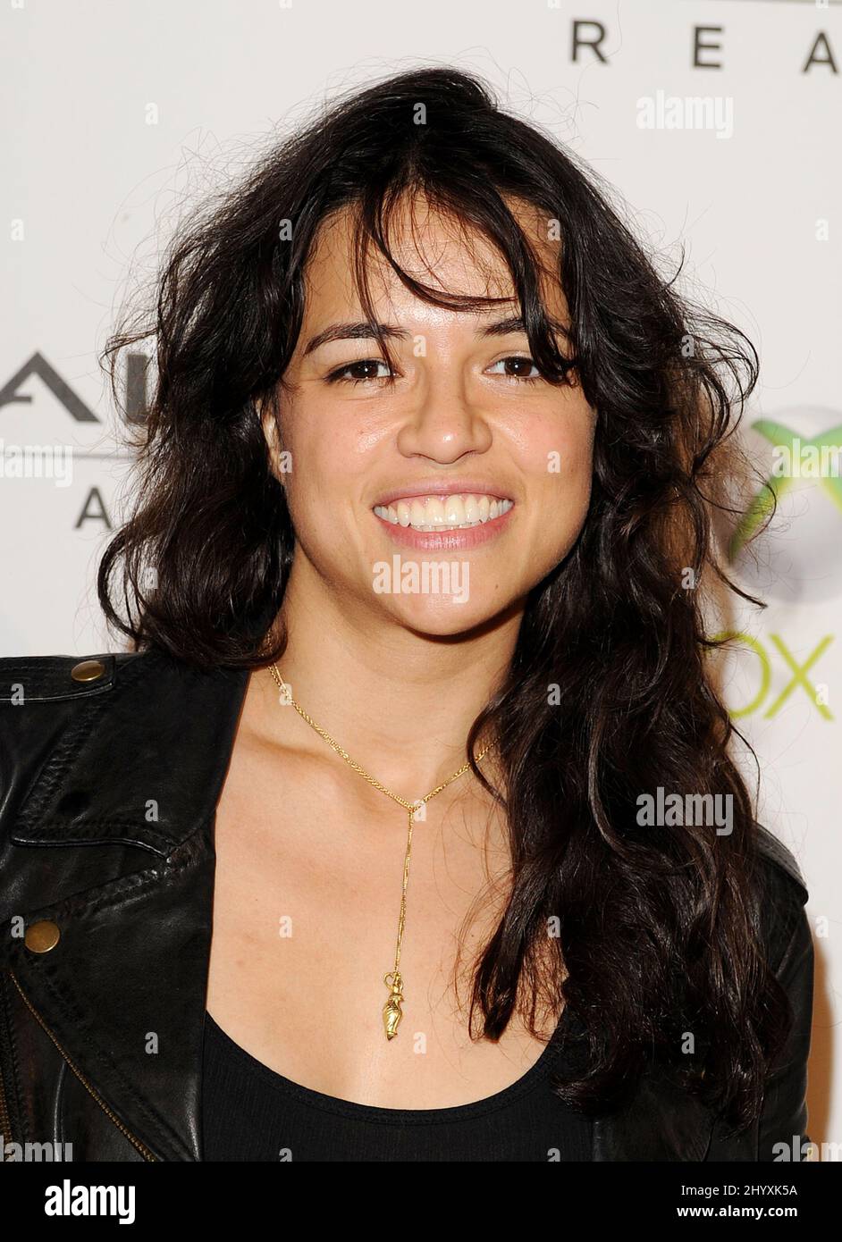 Xbox 360 halo reach launch party hi-res stock photography and images ...
