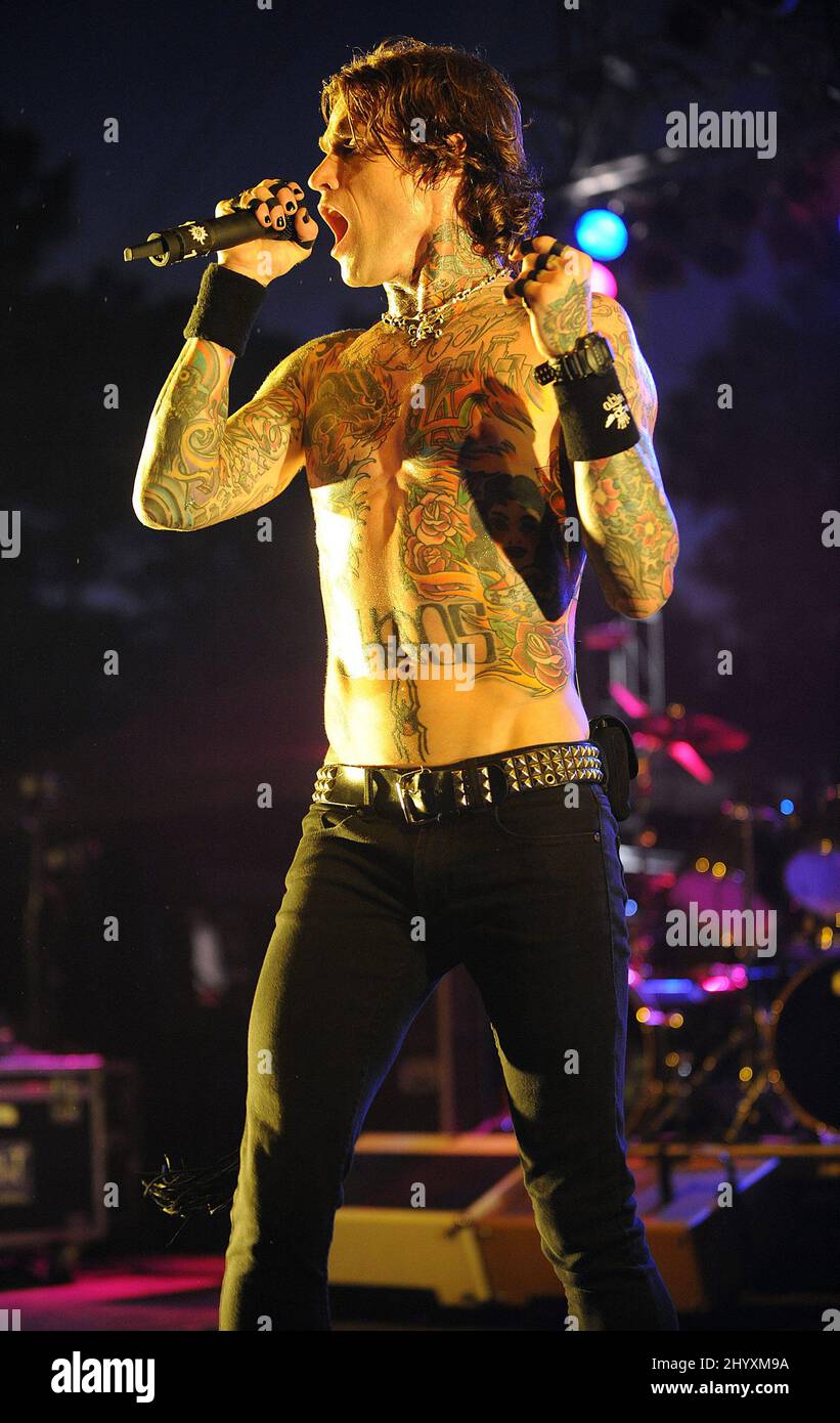 Josh todd hi-res stock photography and images - Alamy