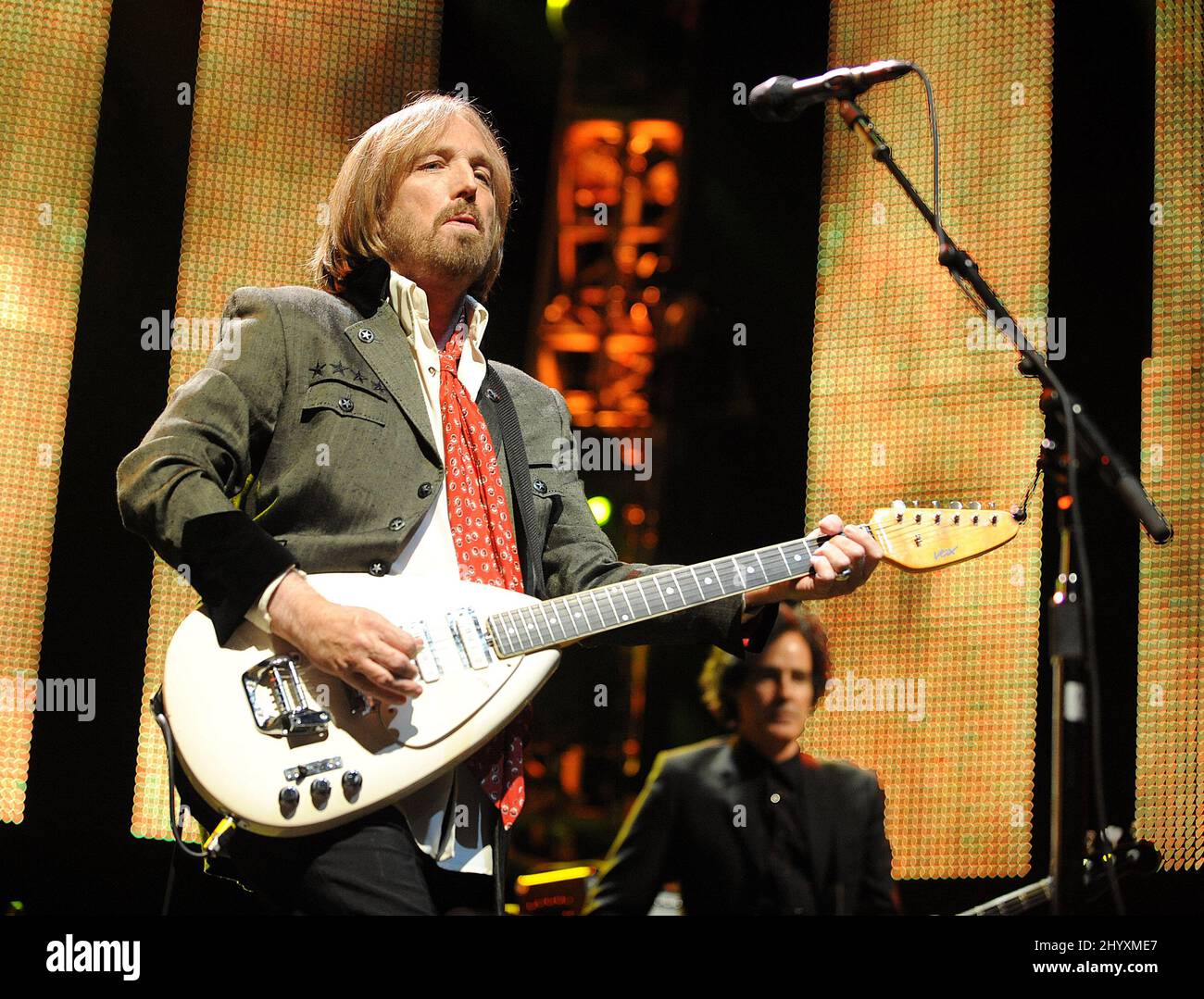 Tom Petty and the Heartbreakers perform during their "Mojo" Tour at the ...