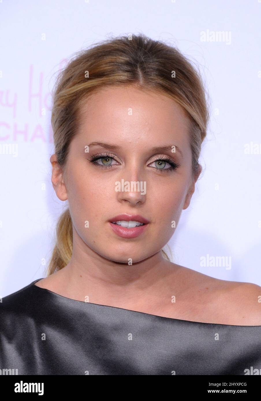 Megan Inglis's Instagram, Twitter & Facebook on IDCrawl