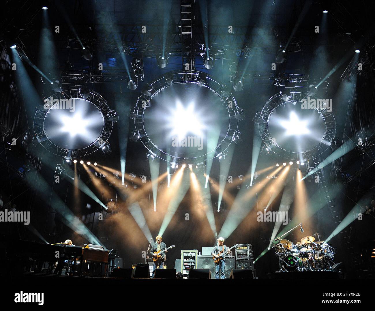 Page McConnell, Trey Anastasio, Mike Gordon, Jon Fishman and Phish at ...