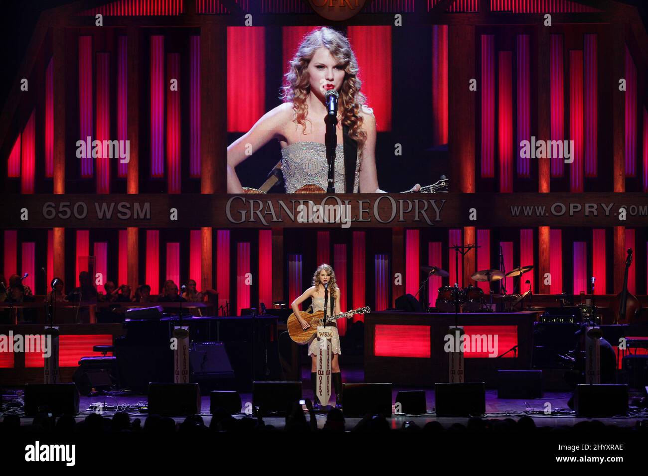 Taylor Swift performs at the Grand Ole Opry 85th Birthday Bash at the ...