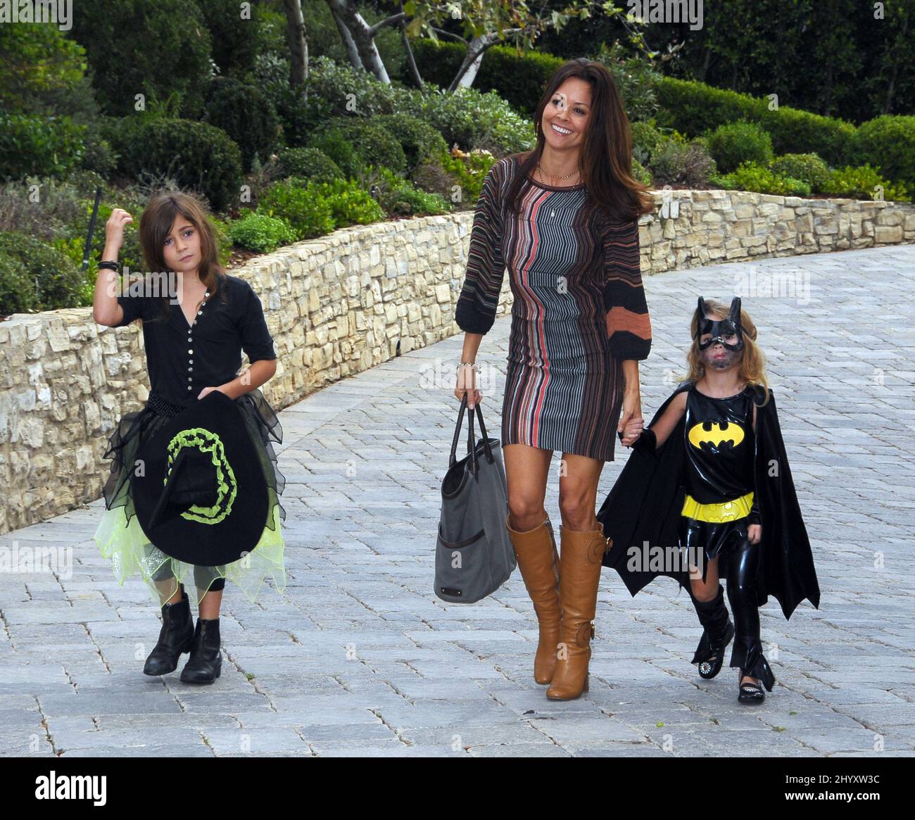 Brooke burke charvet and sierra fisher hi-res stock photography and ...