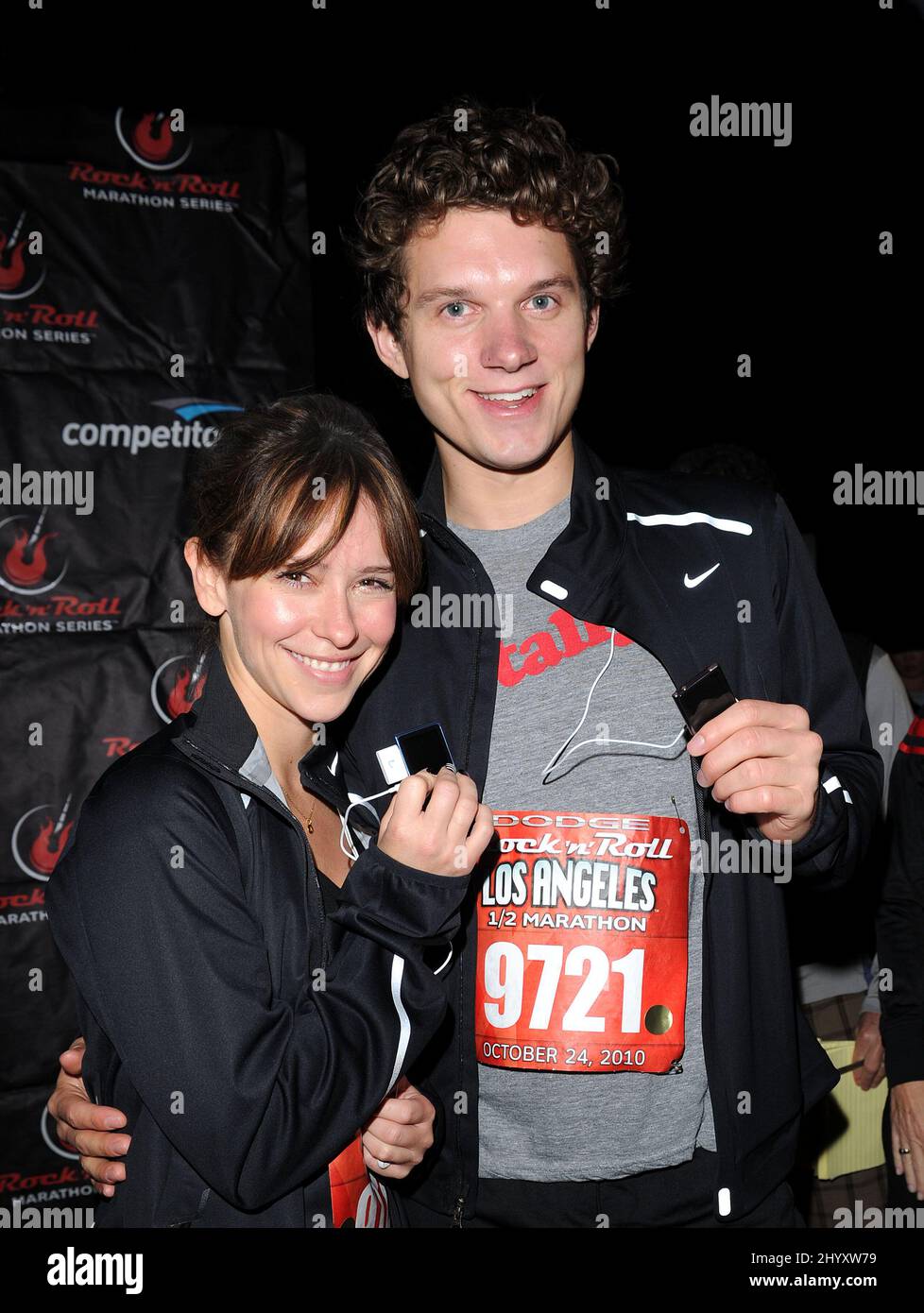 Jennifer Love Hewitt and Alex Beh at the Dodge Rock n Roll Los Angeles ...