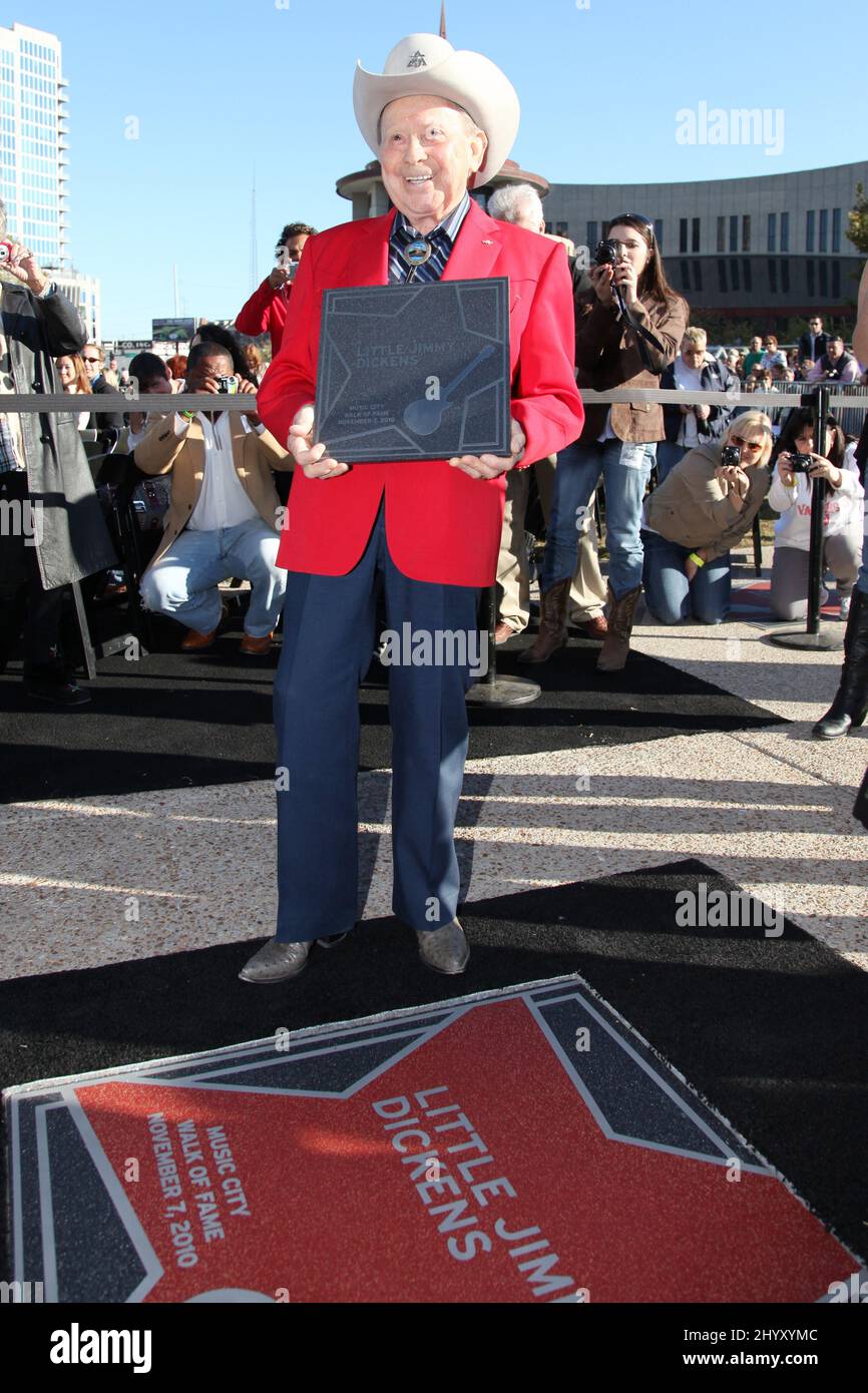 Little Jimmy Dickens during their introduction ceremony to the Music ...