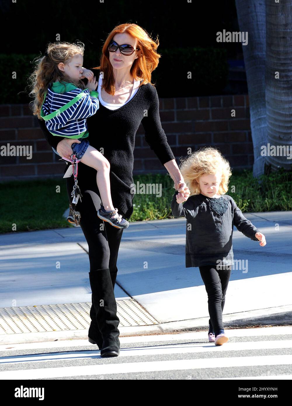 Marcia Cross picks up her kids from school in Los Angeles, CA Stock ...
