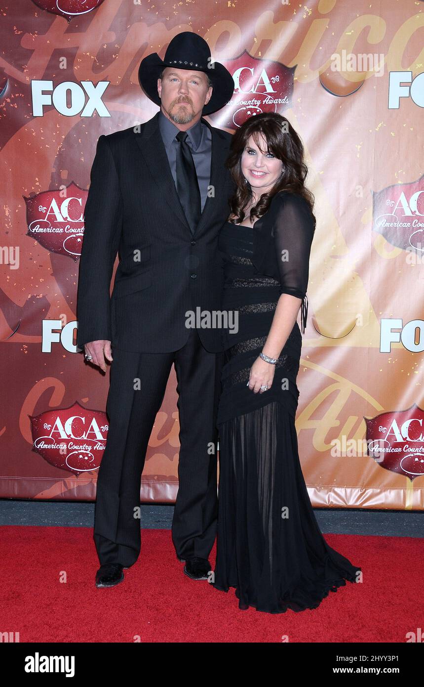 Trace adkins an wife hi-res stock photography and images - Alamy