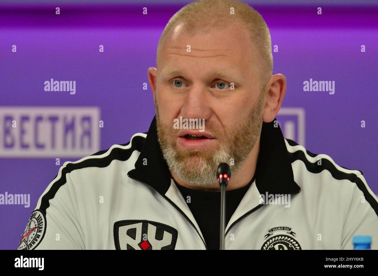 Press conference of the boxing club REN-TV - Superleague.IZVESTIA Media ...
