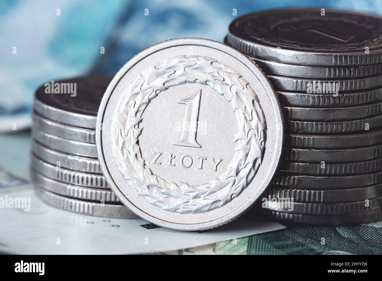 Polish 1 zloty coin. PLN, Polish money, a stack of coins Stock Photo ...