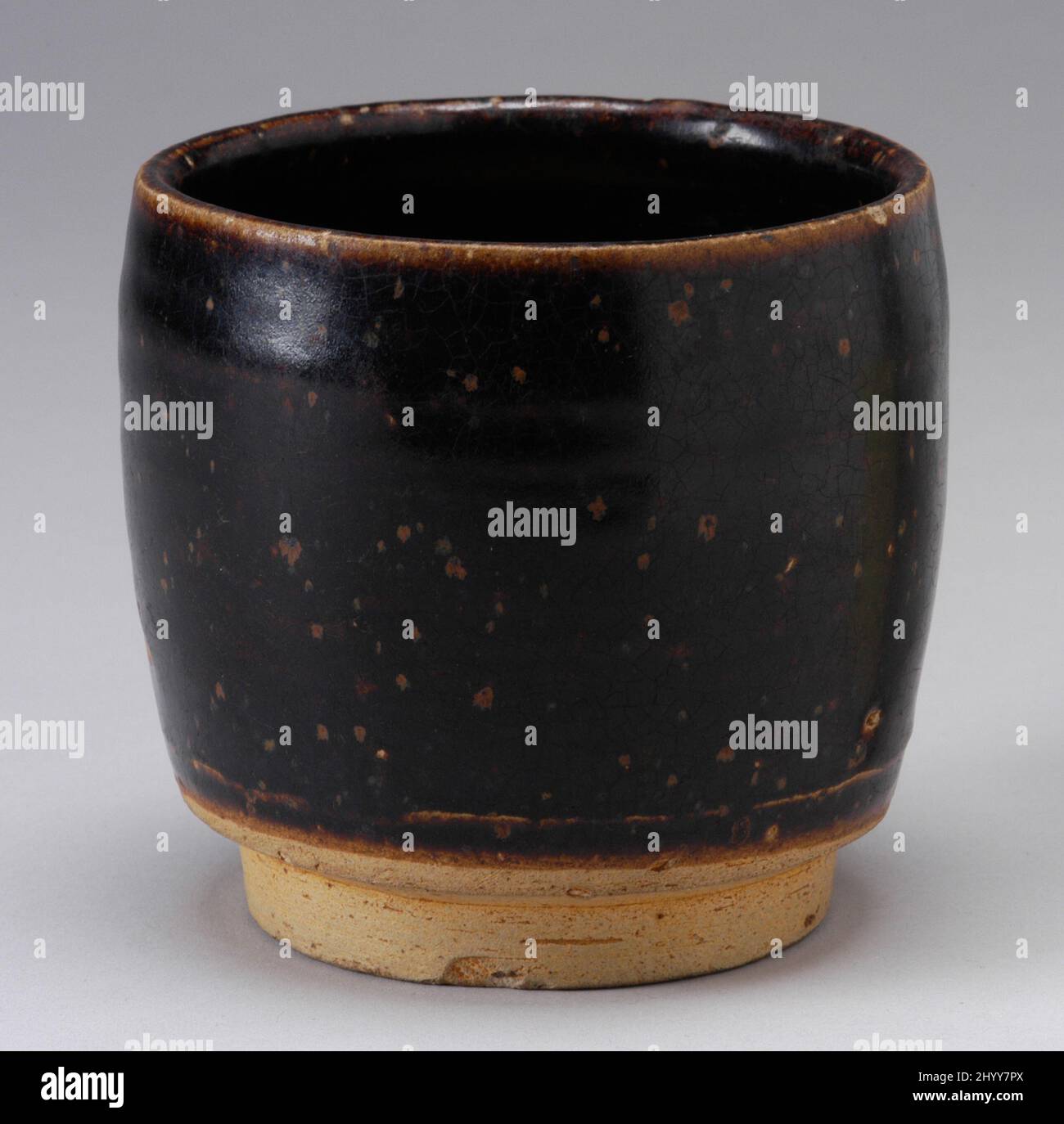 Bowl. China, 13th-14th century. Furnishings; Serviceware. Stoneware ...