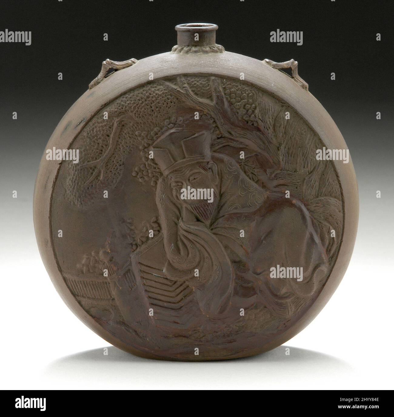 Sake Vessel with a Design of a Chinese Confucian Scholar (Tokkuri ...
