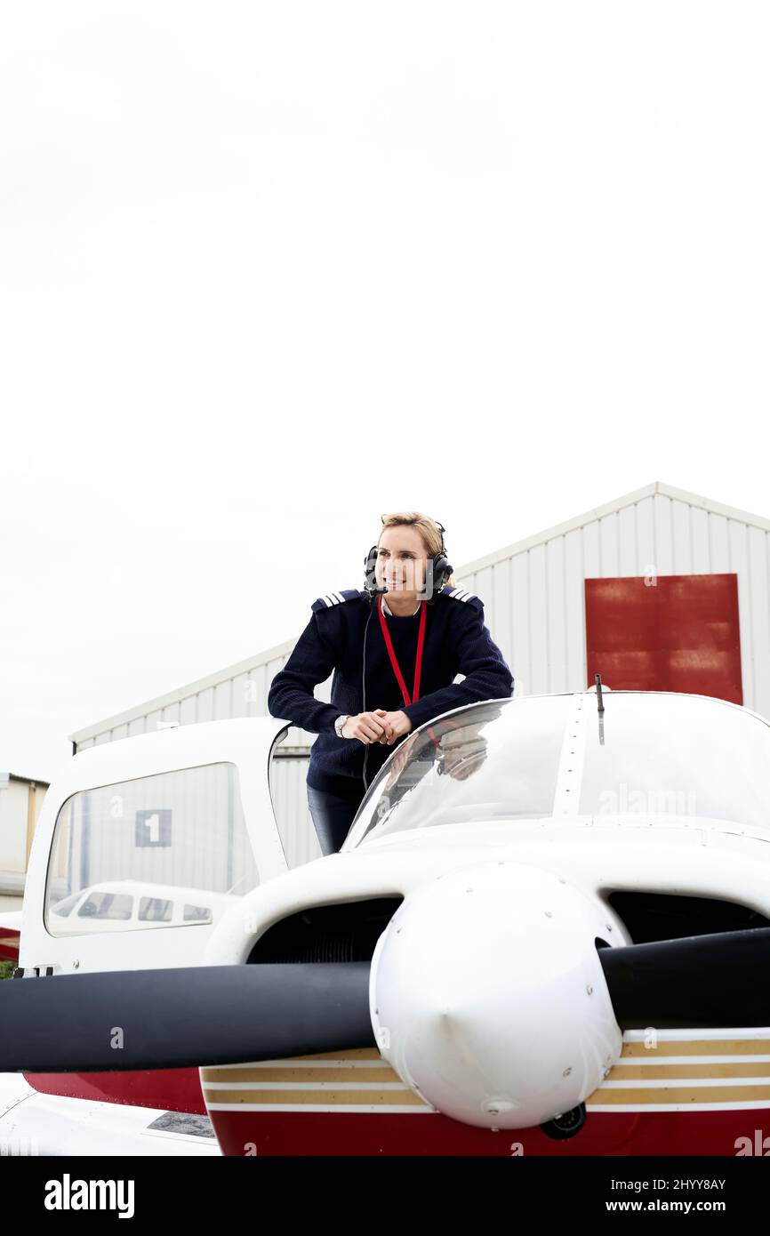 Posing with plane hi-res stock photography and images - Alamy