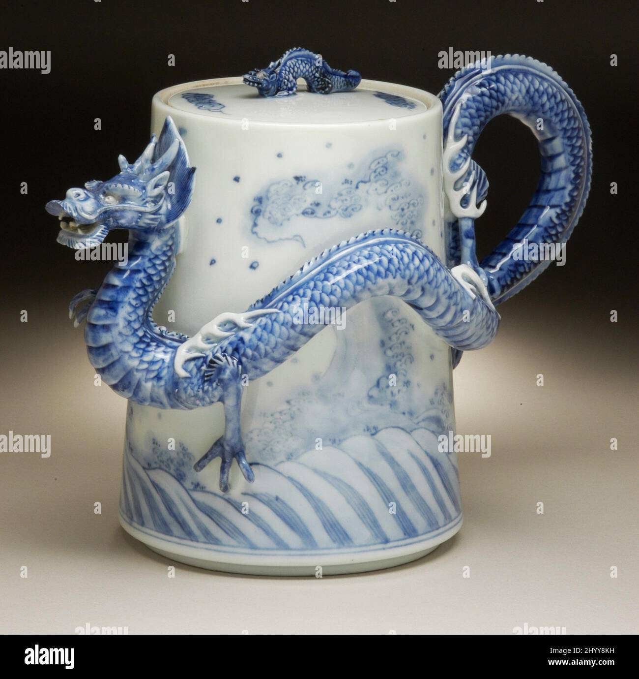 Sencha Ewer or Export Teapot with Wave Design and Dragon-Formed Handles ...