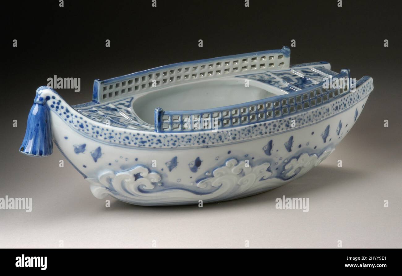 Food Vessel in the Form of a Treasure Boat with Plovers and Waves ...