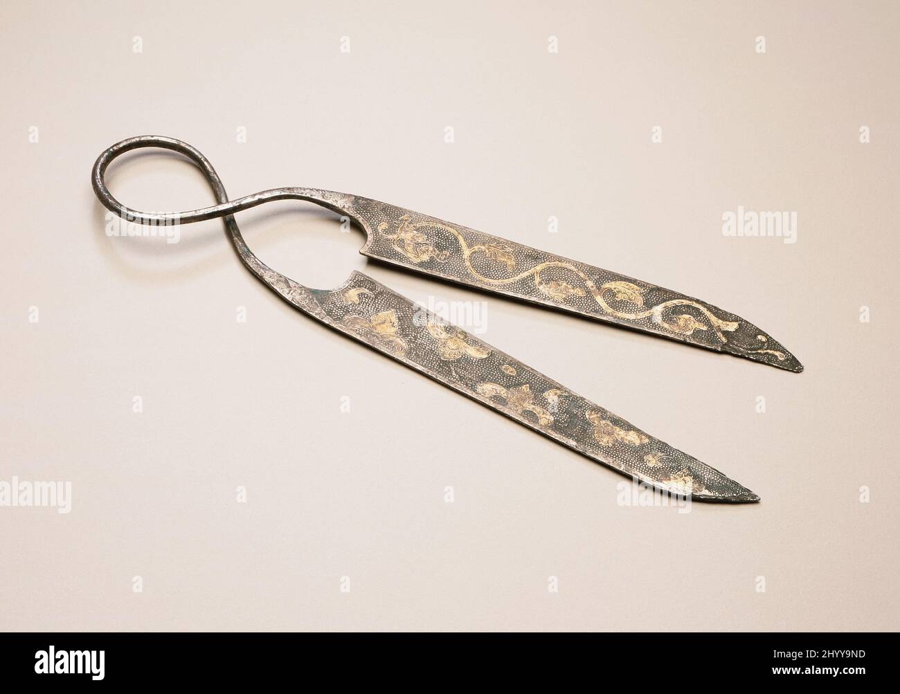 Scissors (Jian) with Clouds and Floral Scrolls. China, early to middle ...