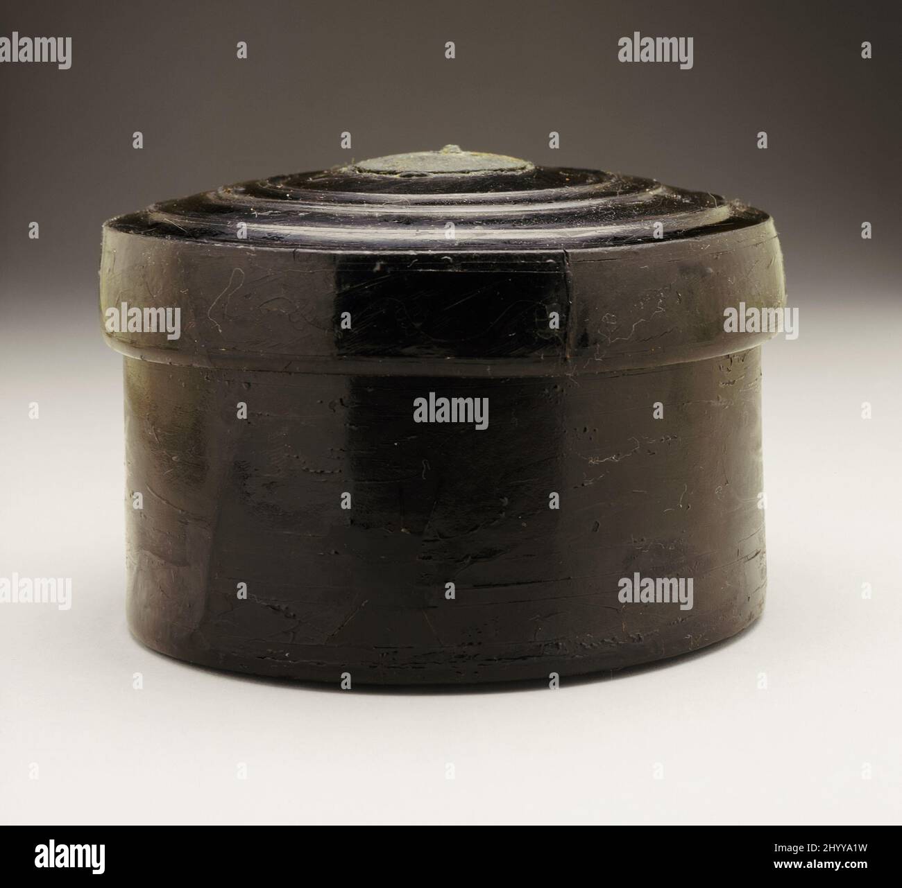 Lacquer box han dynasty hi-res stock photography and images - Alamy