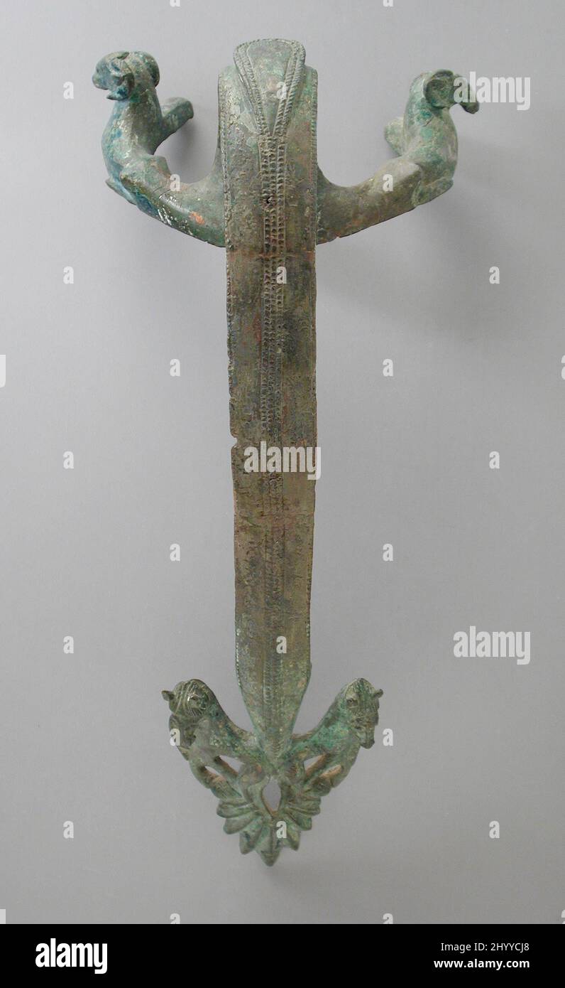 Artifact piece holding hi-res stock photography and images - Alamy