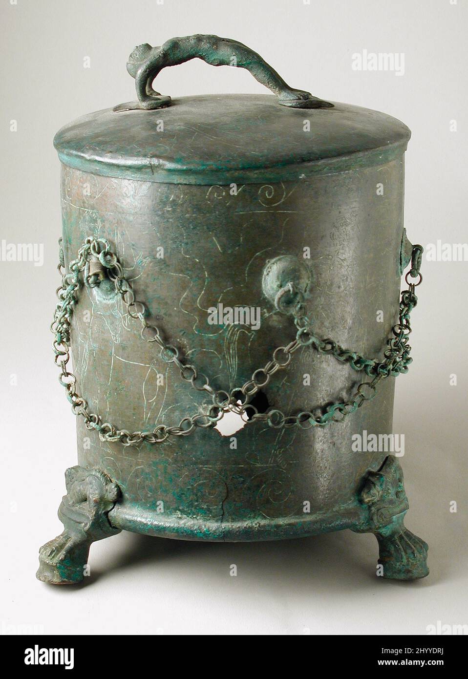 Cista with Cover Stock Photo - Alamy