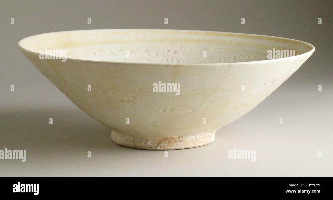 Bowl. Iran, 12th century. Ceramics. Fritware, incised, pierced and ...