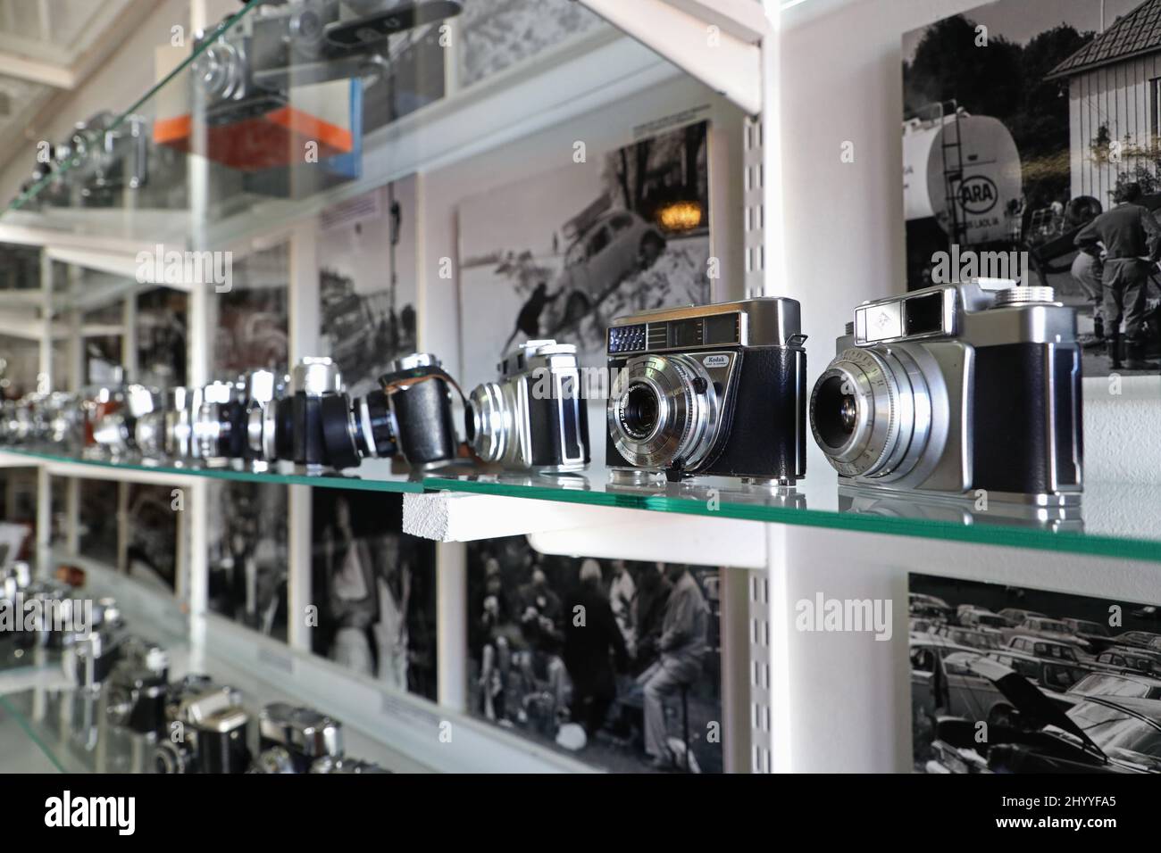 Old cameras at a camera museum, Vadstena, Sweden Stock Photo - Alamy