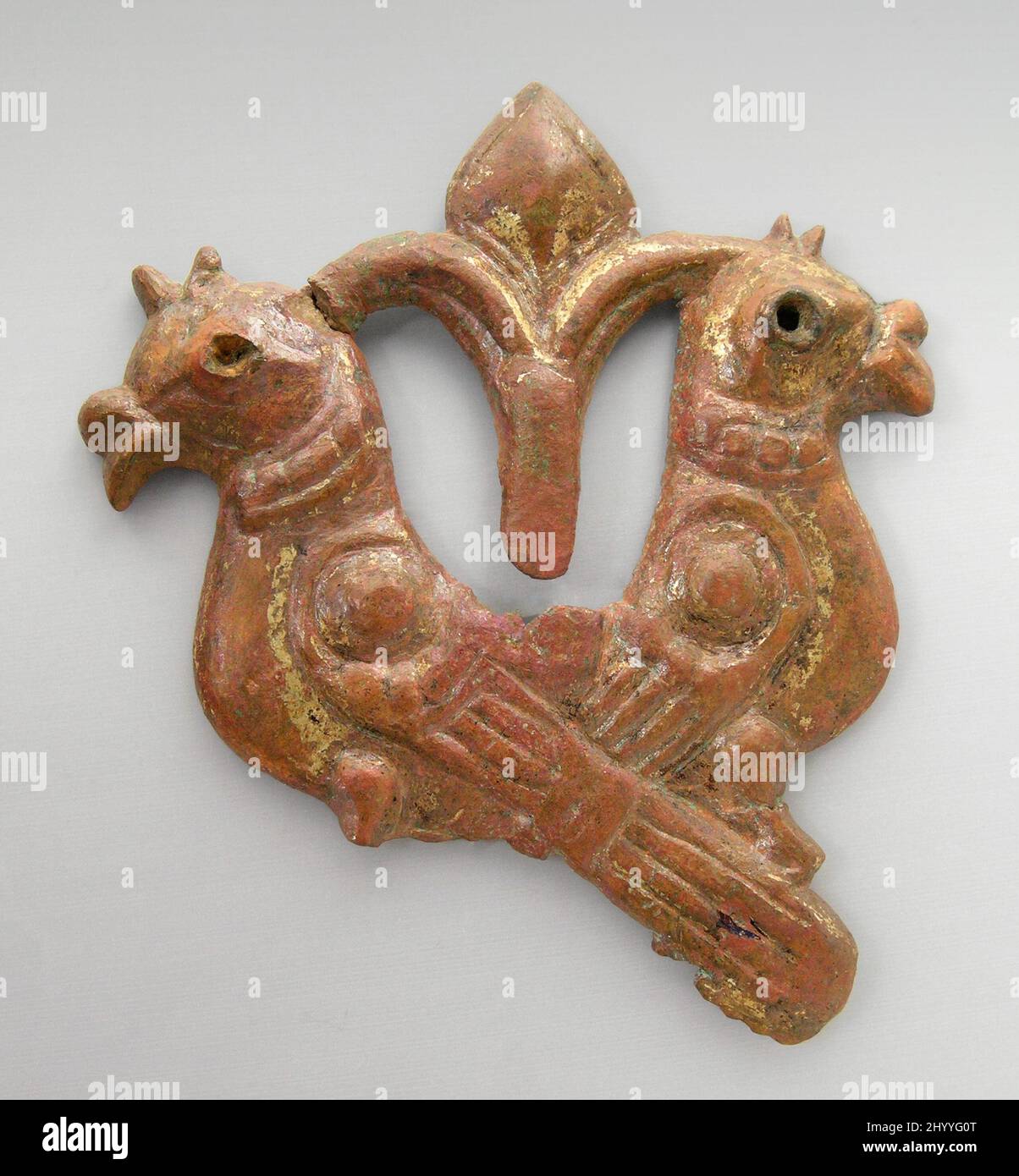 Plaque with addorsed birds or mythical animals. Syria, Umayyad, Late ...
