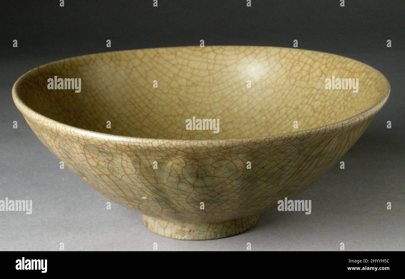 Serviceware longquan type ware hi-res stock photography and images - Alamy