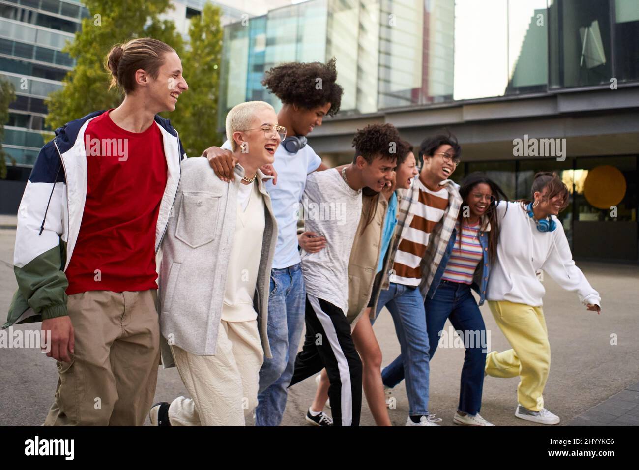 summer holidays and teenage concept - group of smiling teenagers ...