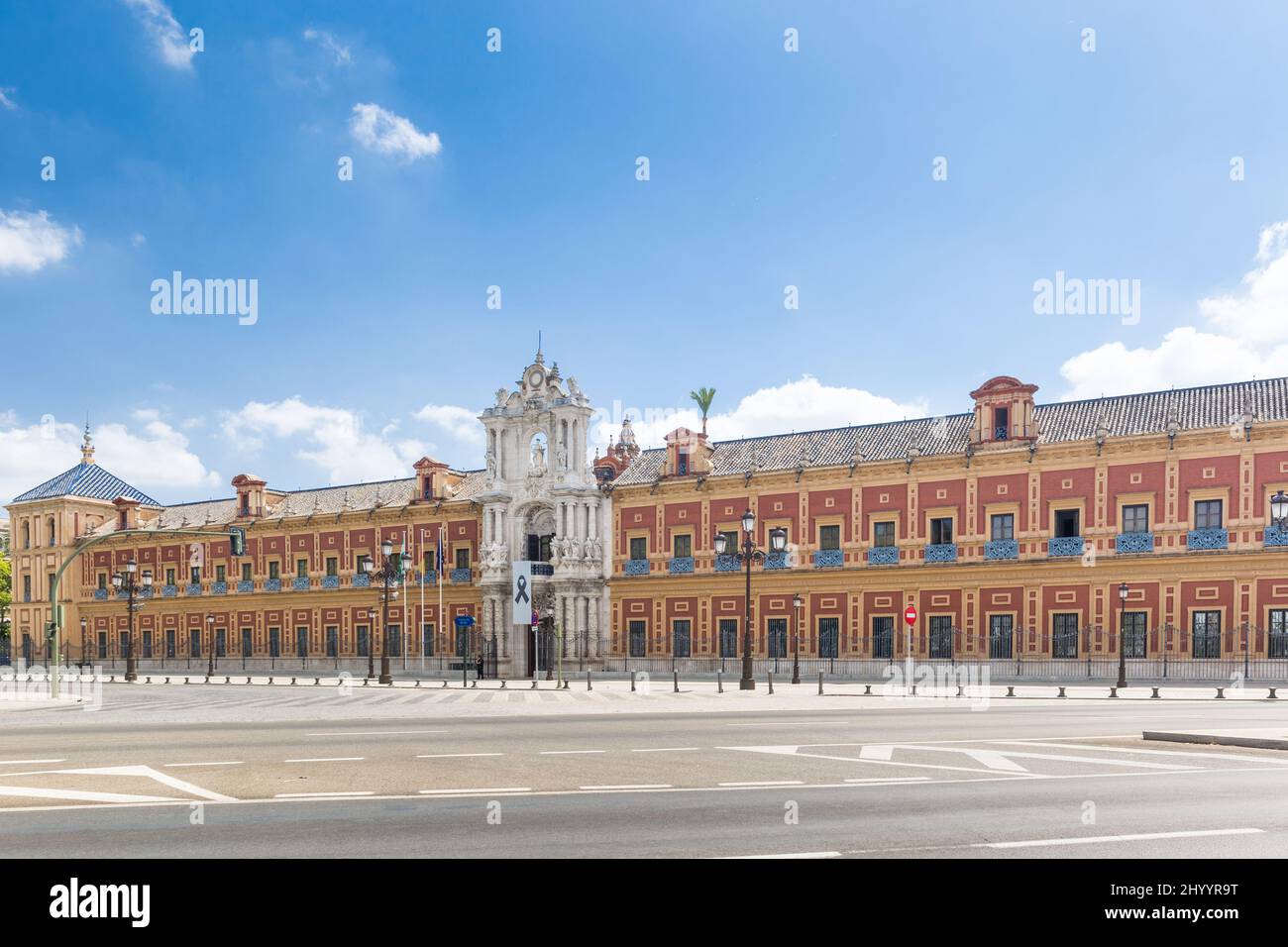 Seville medieval building hi-res stock photography and images - Alamy