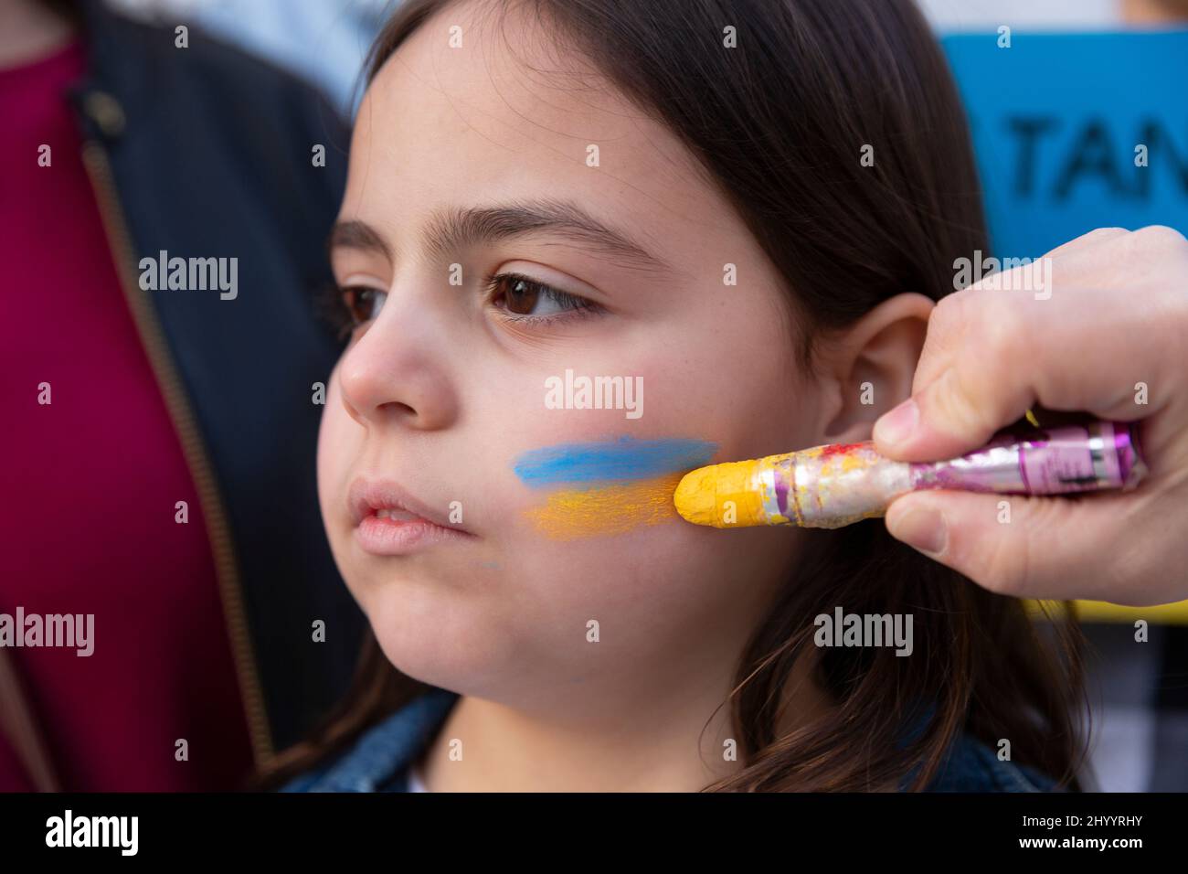 Ukrainian face paint hi-res stock photography and images - Alamy