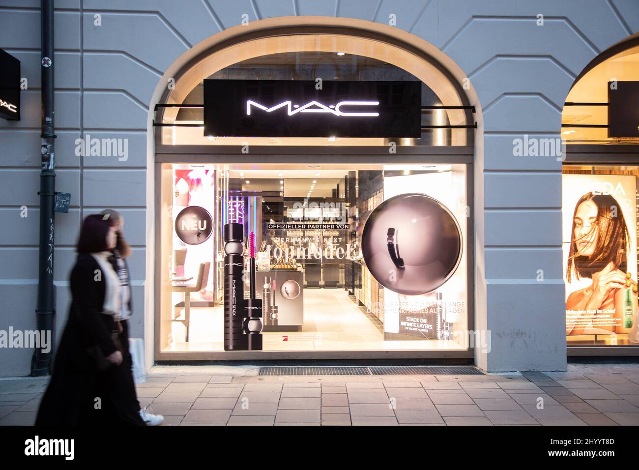 MAC branch. While the coronavirus infections reach new highs people go ...