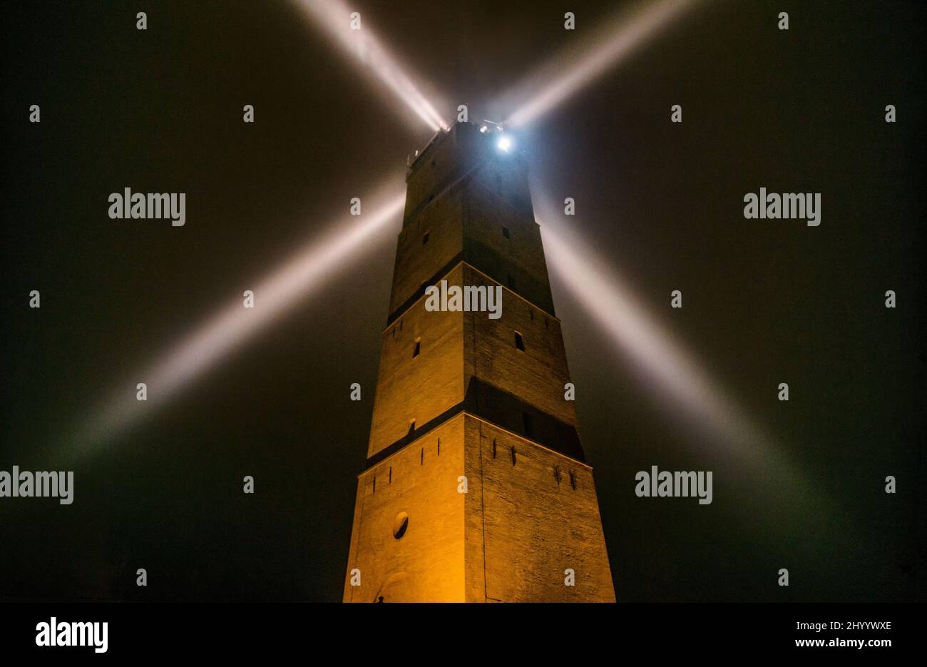 Low angle shot of an old building during the dark night Stock Photo - Alamy