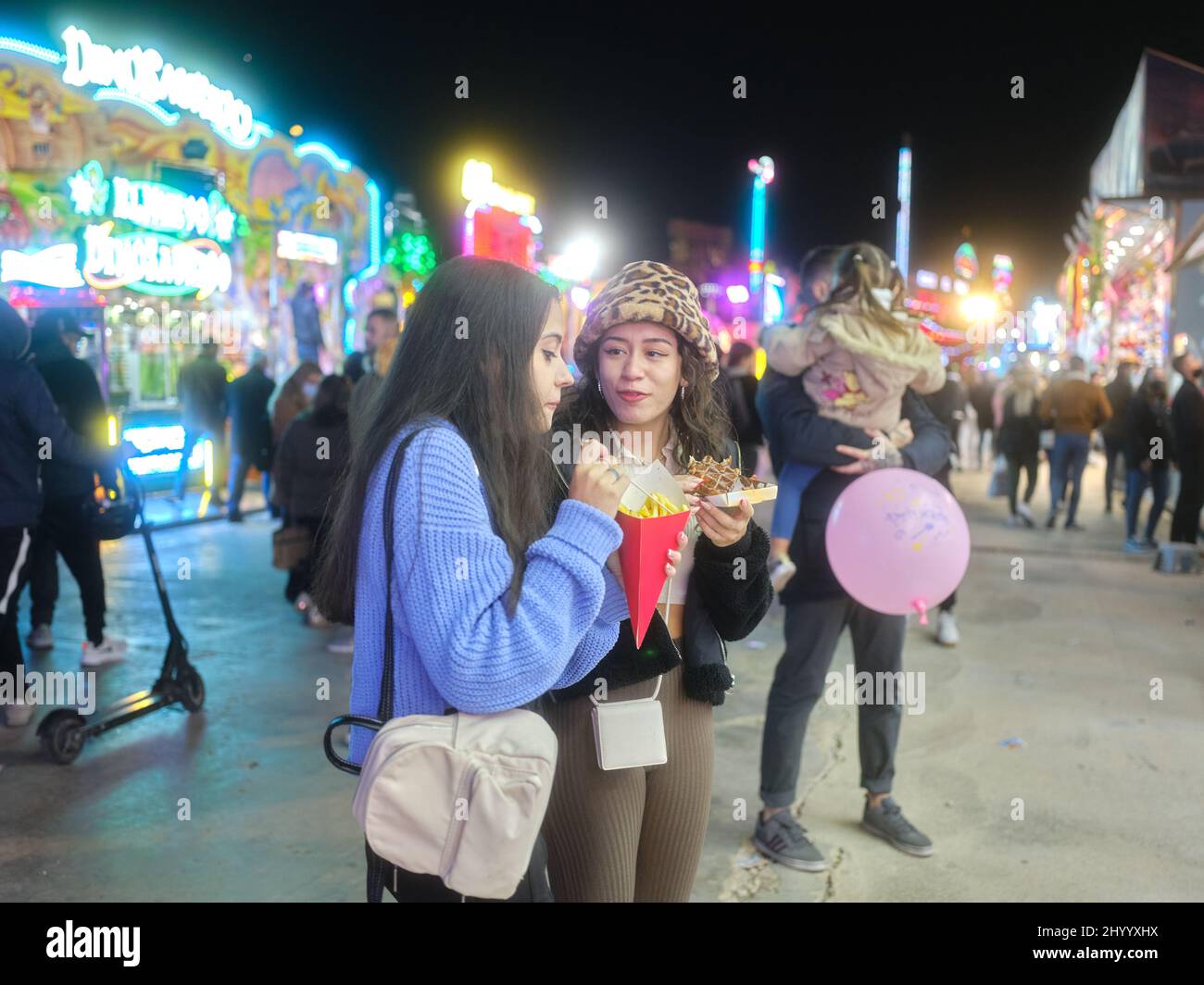 Amusement park food stand hi-res stock photography and images - Alamy