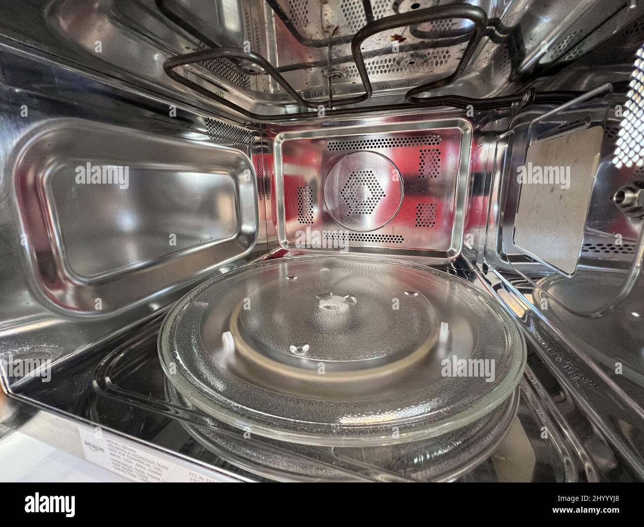 Air fryer and microwave hi-res stock photography and images - Alamy