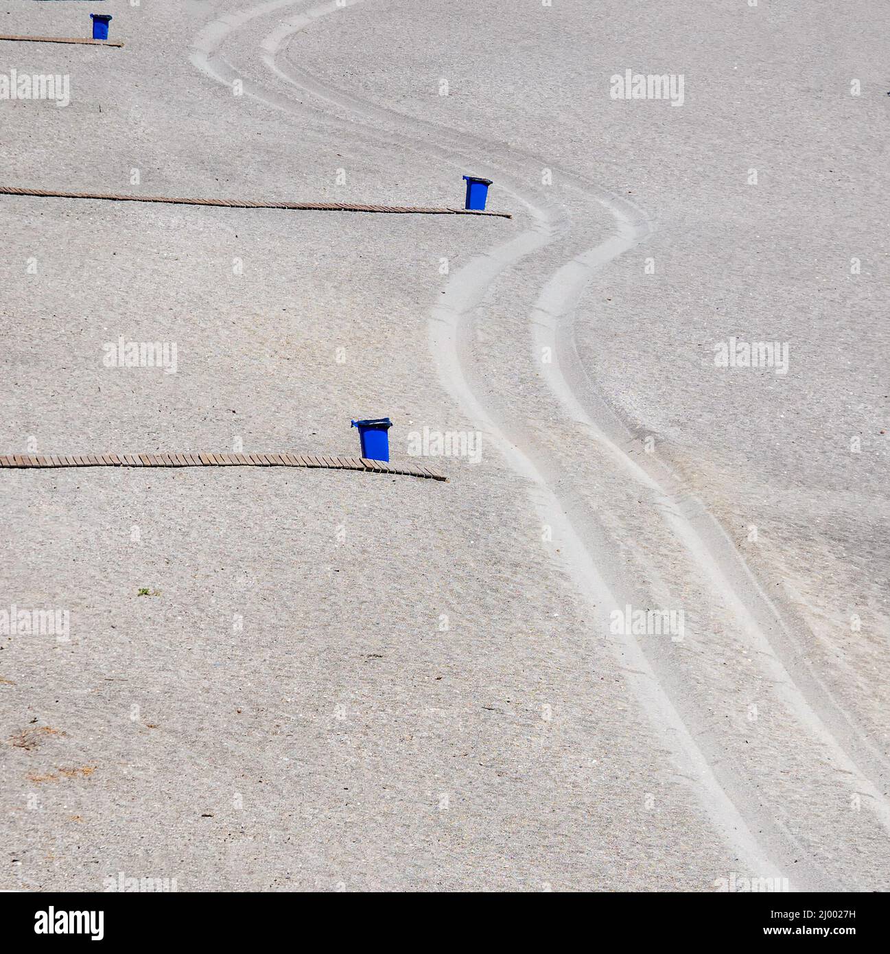 Sea can container hi-res stock photography and images - Alamy