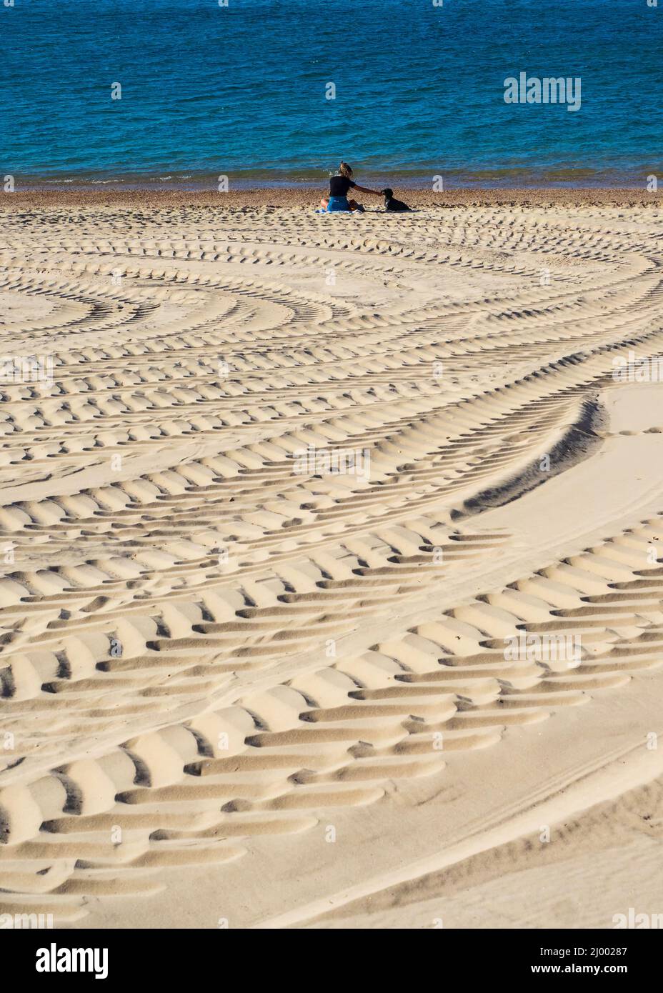 Person on the shore hi-res stock photography and images - Alamy