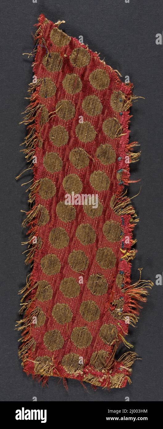 Textile Fragment. Central Asia, late 13th-early 14th century. Textiles ...