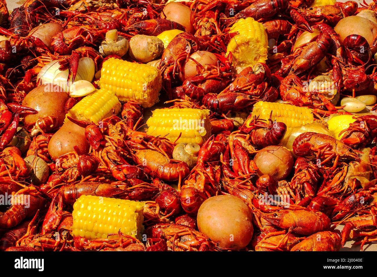 Crawfish boiling hi-res stock photography and images - Alamy