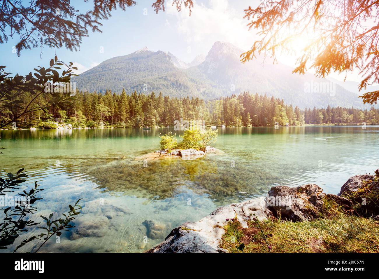 Famous tourist attraction of calm lake Hintersee. Picturesque scene ...