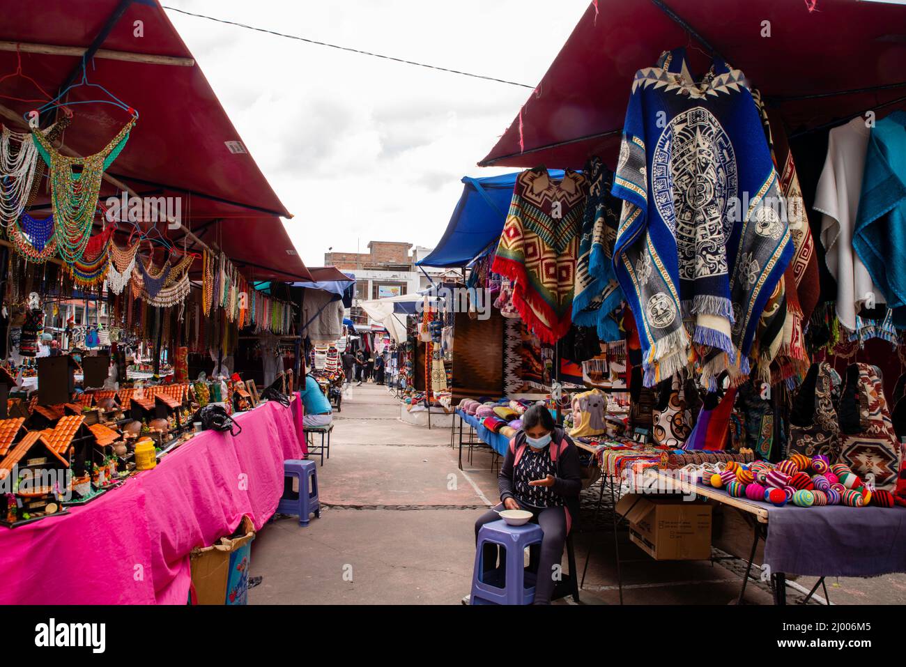 Tourist market in Otavalo, Ecuador Stock Photo - Alamy