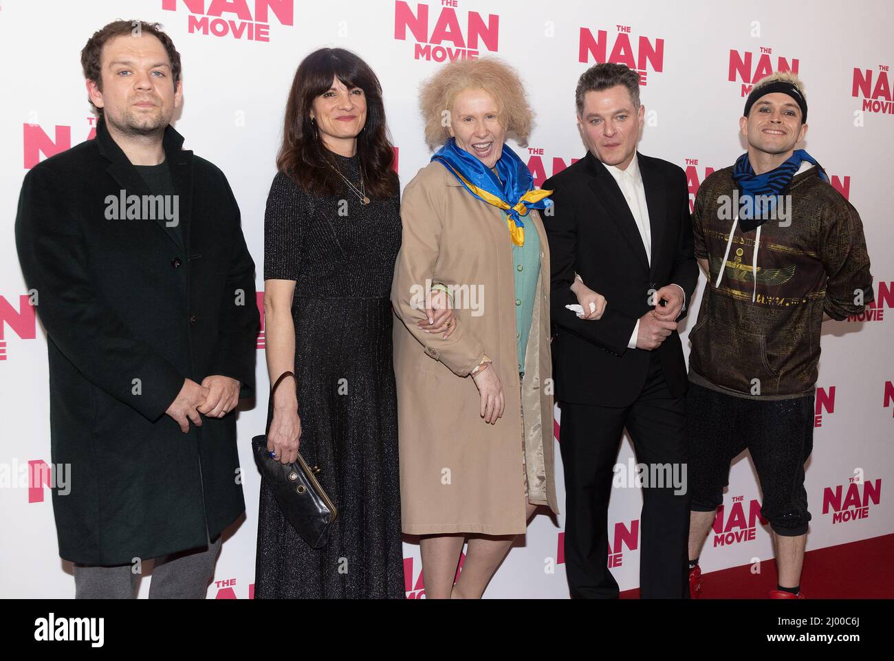 Catherine tate 2022 hi-res stock photography and images - Alamy