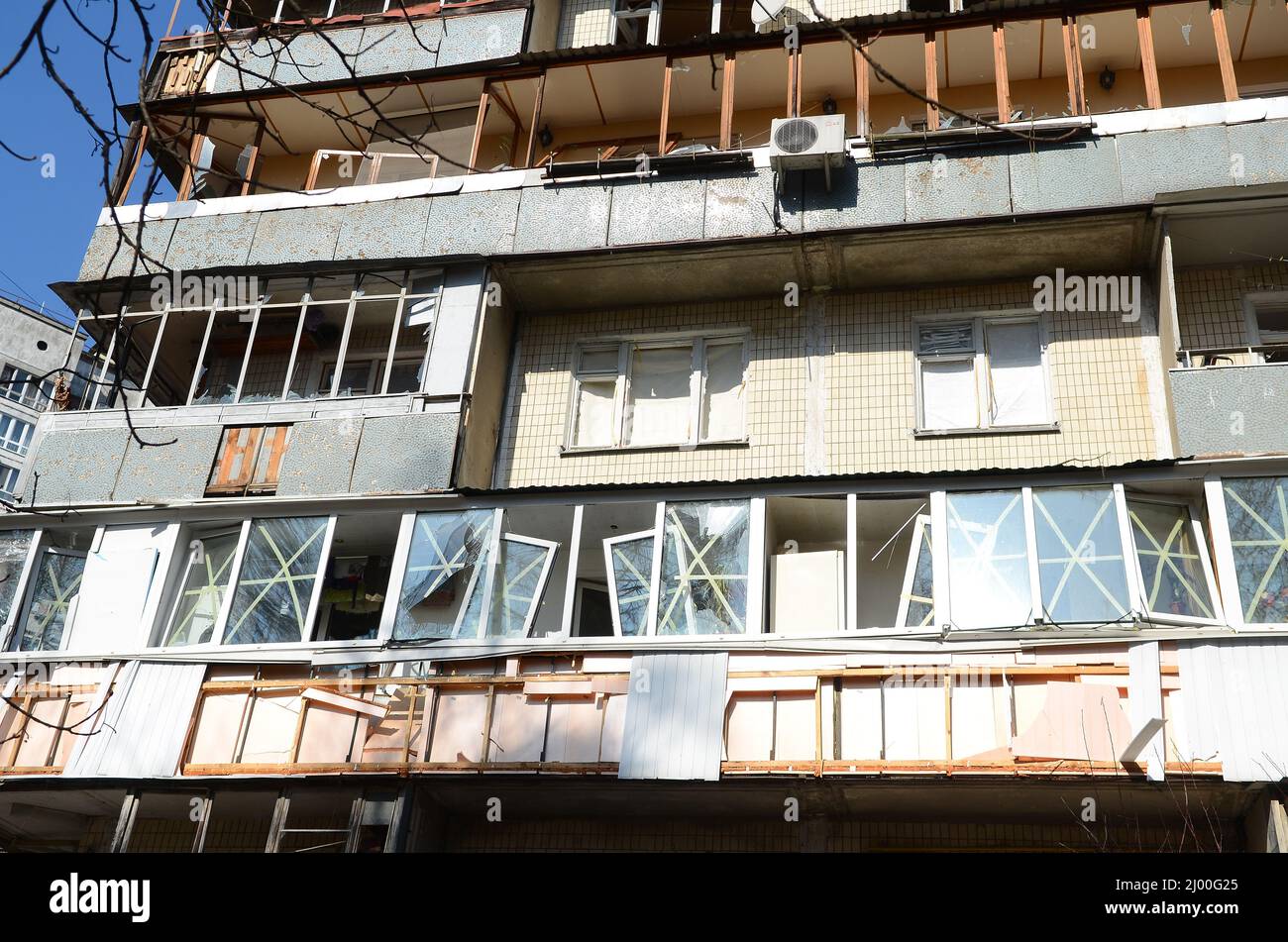 Non Exclusive: KYIV, UKRAINE - MARCH 15, 2022 - Broken windows are seen ...