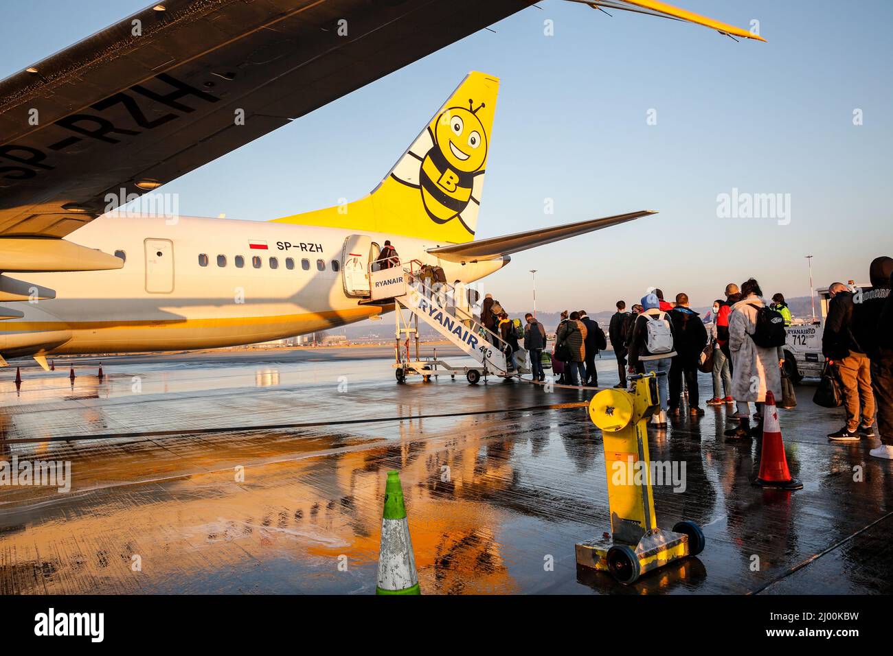 Travelers departure Krakow Airport for London as Coronavirus ...