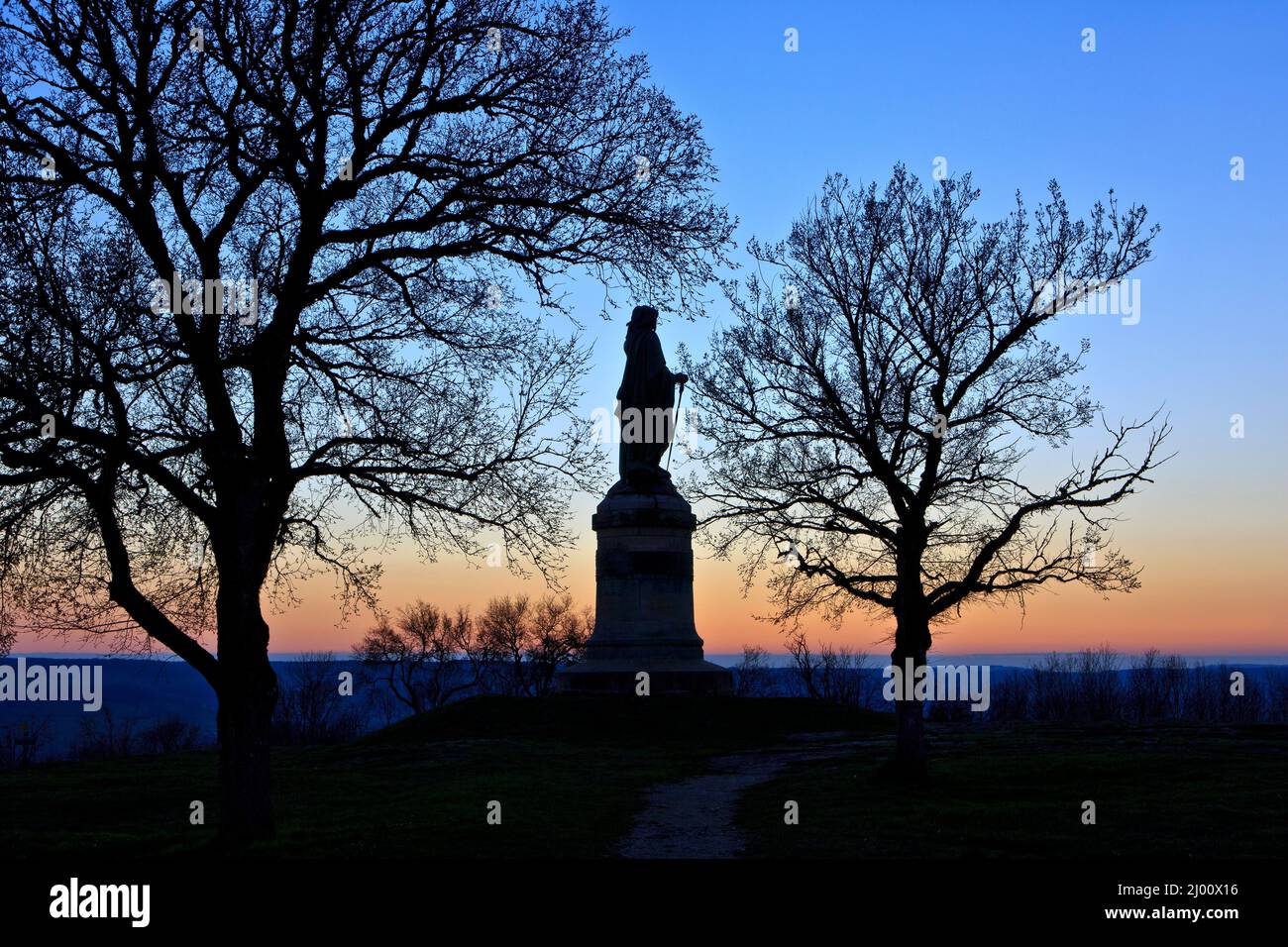 Monument to Vercingetorix, chieftain of the Gallic tribe of the Arverni ...