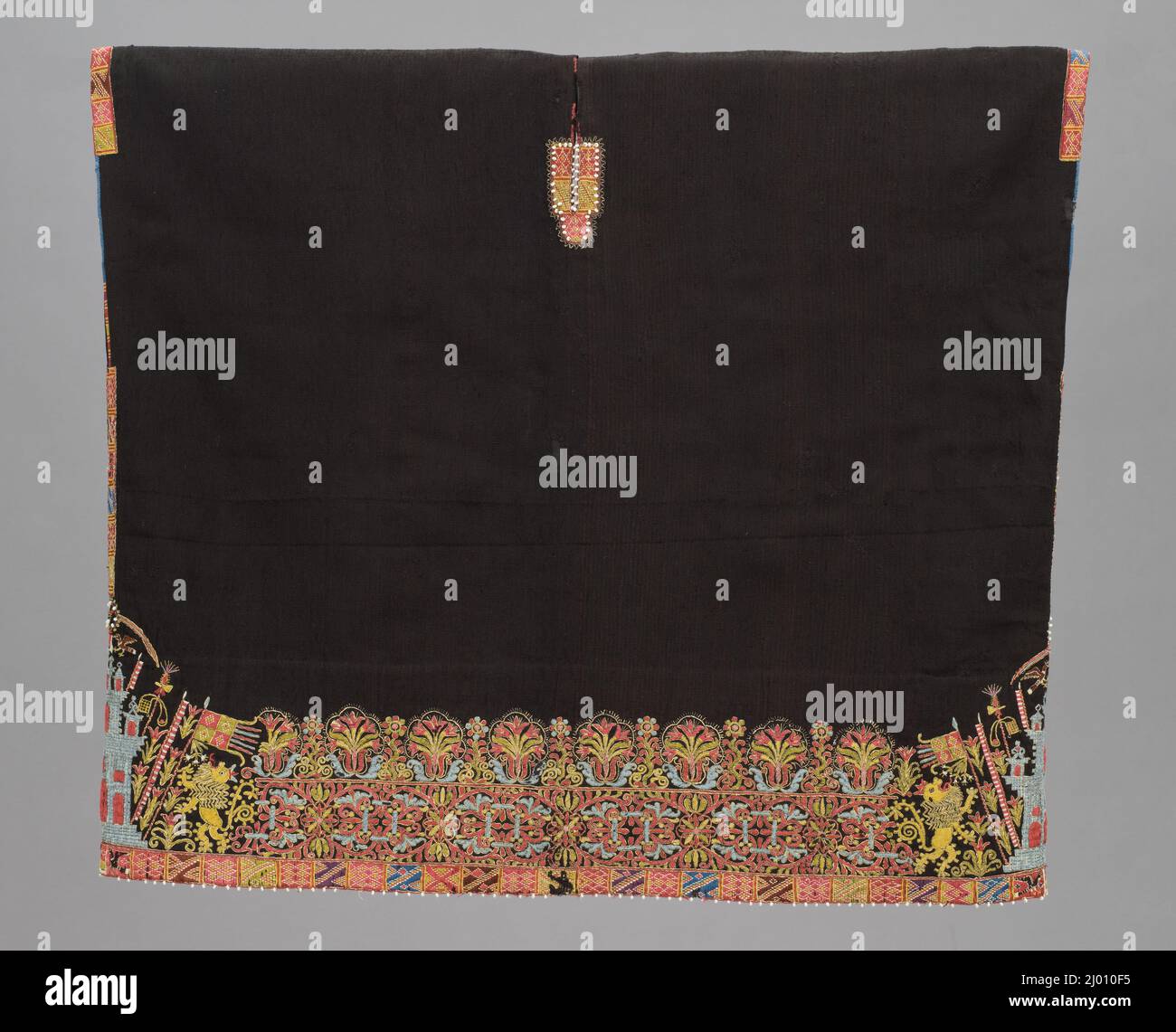 Man's Processional Tunic (Uncu). Peru, 17th century, colonial period ...