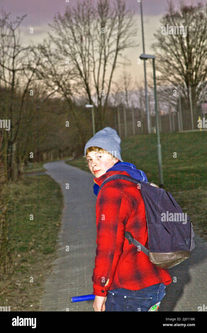 portrait of young teenage boy in the night Stock Photo - Alamy