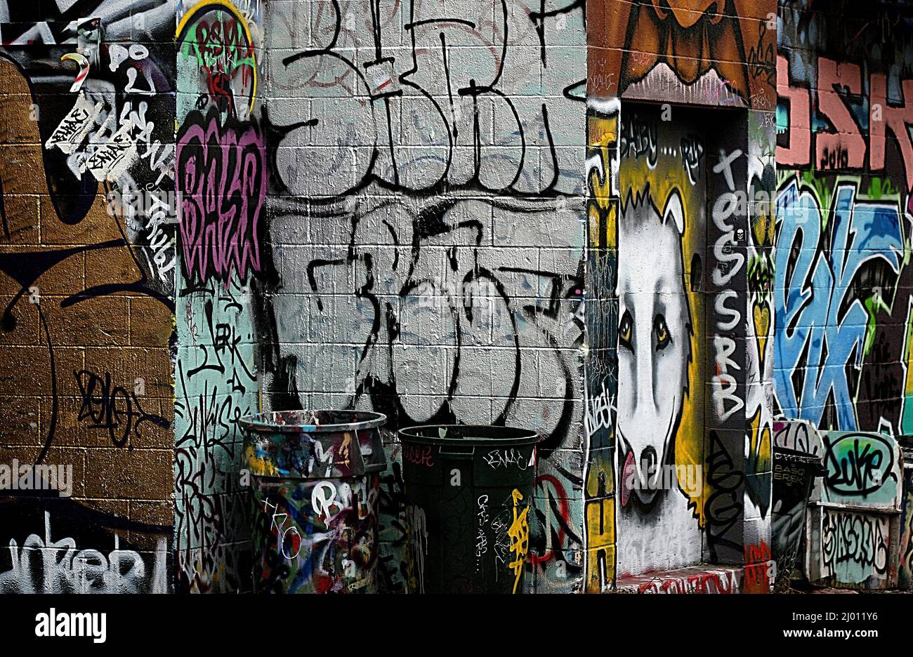 Photo of graffiti textures hi-res stock photography and images - Alamy