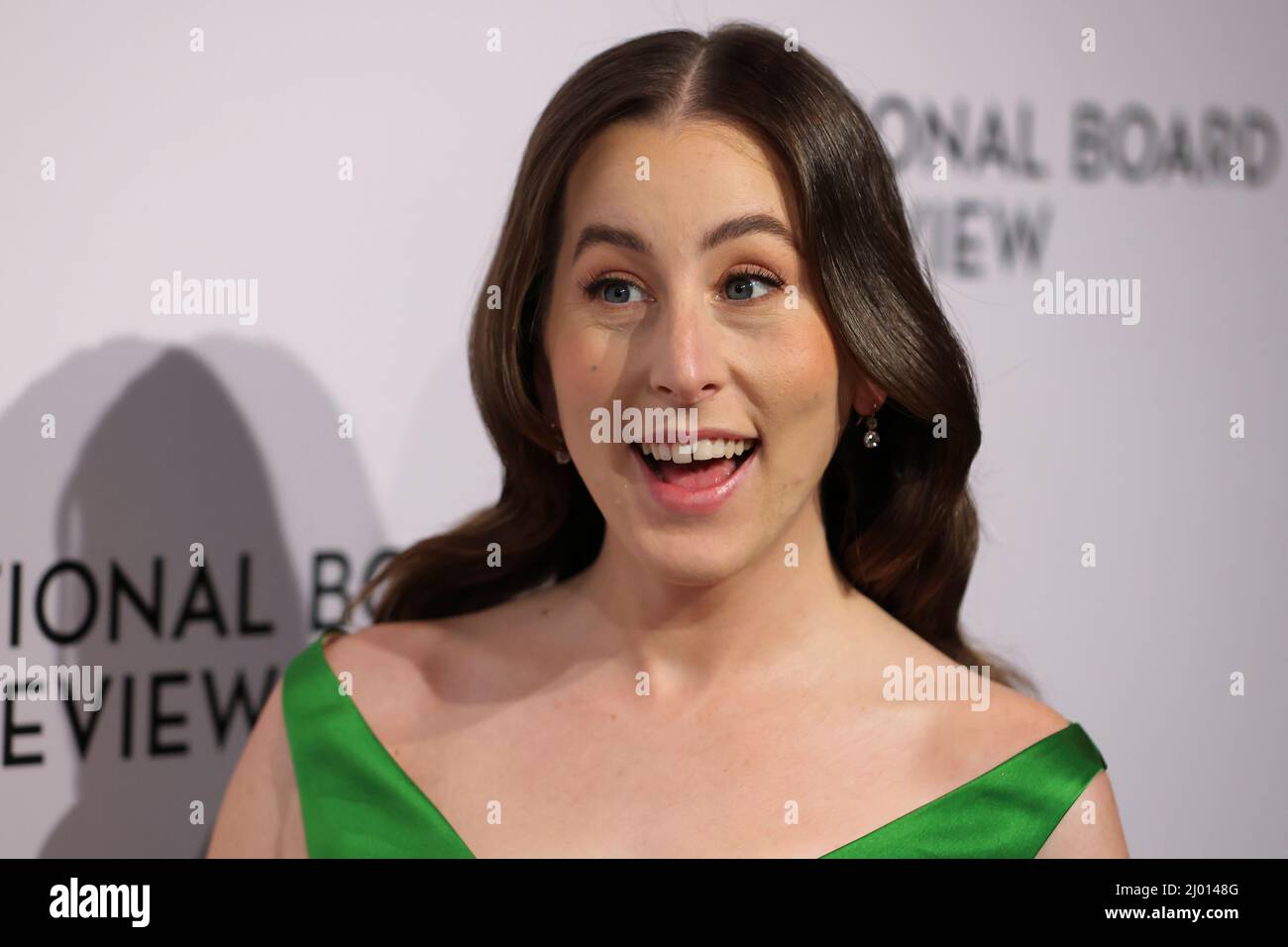 Alana haim 2022 hi-res stock photography and images - Alamy